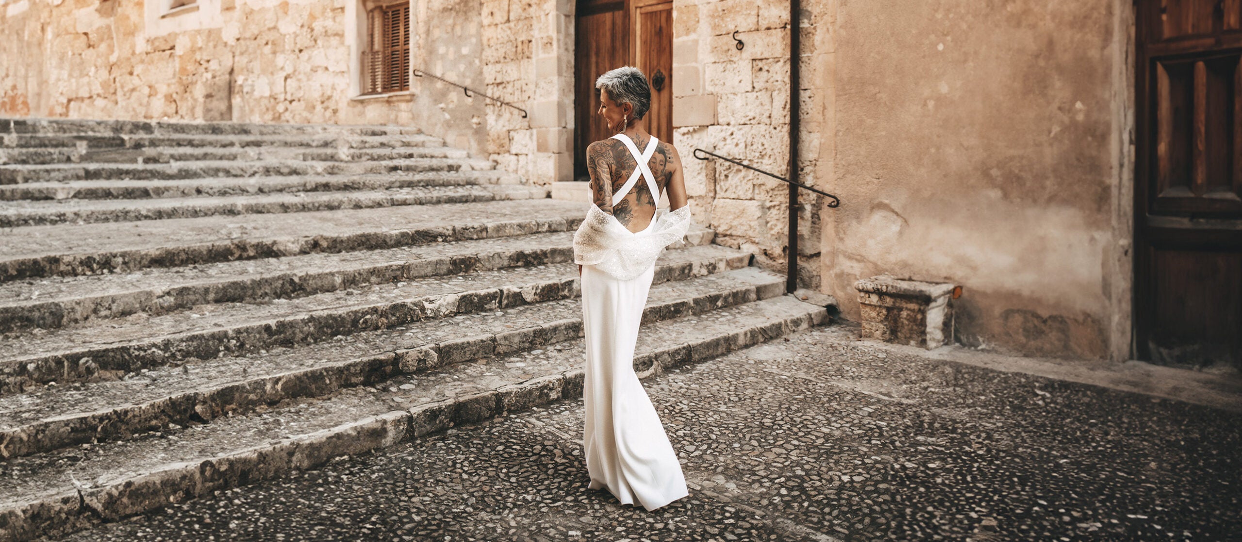 Brautly meets Brautkleid Designerin Anne Wolf auf Mallorca – BRAUTLY